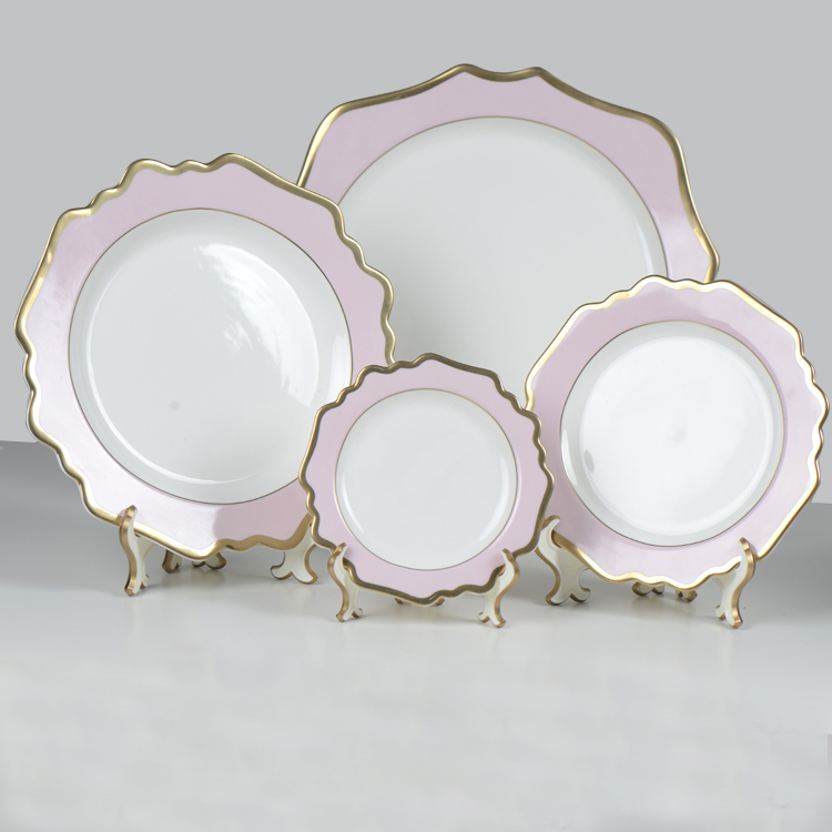 Pink Dinnerware - Heart-Shaped Ceramic Sets 2025
