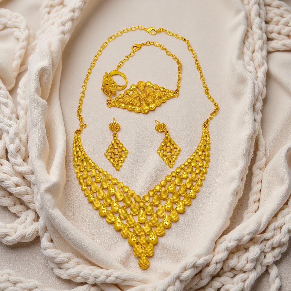 Luxury Vintage Alloy Gold Plated Indian Charm Wedding Jewelry Set-Women ...