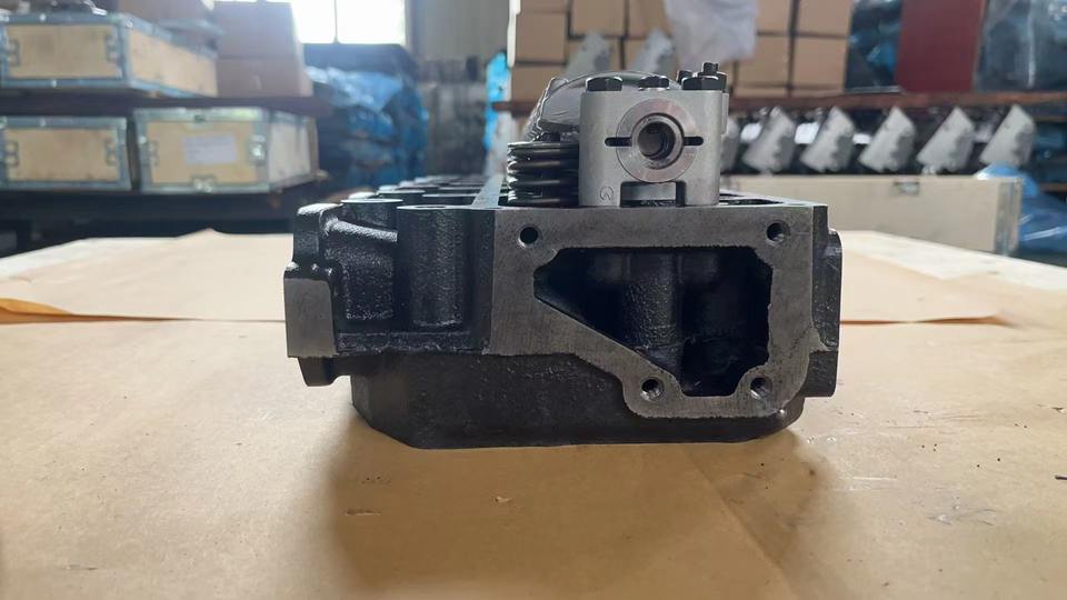 TD42 Cylinder Head Assembly with Rocker Arms for Nissan 11039-06J00 ...