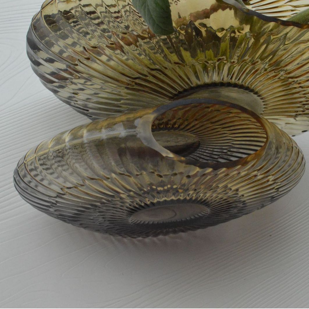 Wholesale Ellipse Glass Vase Nordic-Inspired Design | Alibaba.com