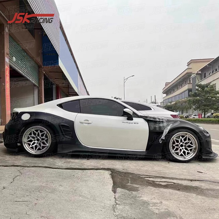 How to Choose the Best Mitsubishi FTO Body Kit: A Complete Buyer's Guide