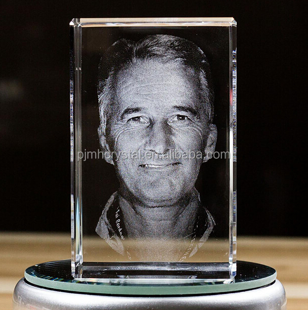 Shimmering Beauty: Exquisite crystal glass cube for Stylish Decor