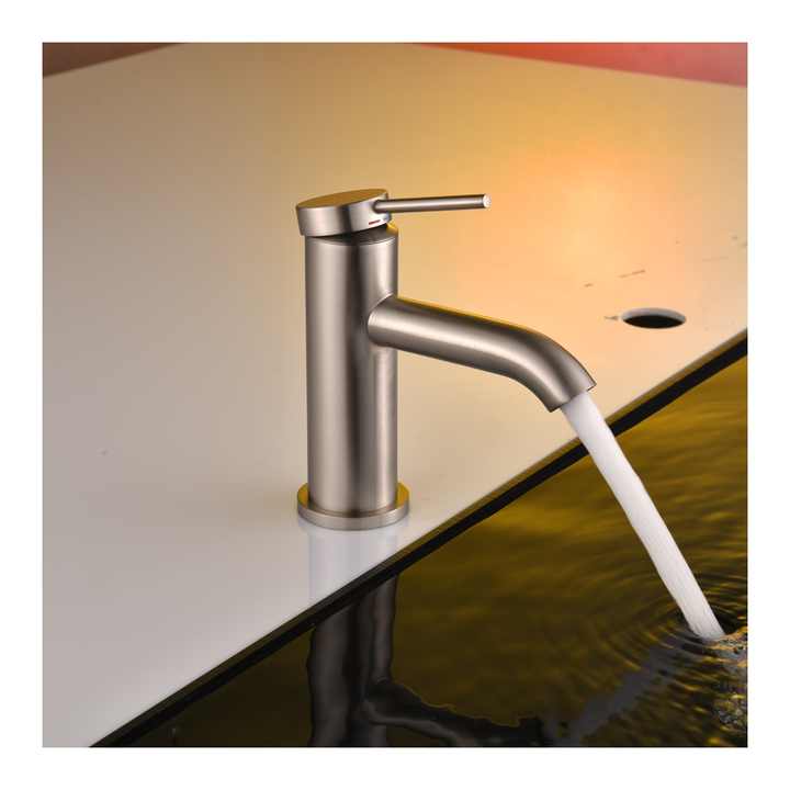 Luxury Single Handle Water Saving Plumbing Fixture