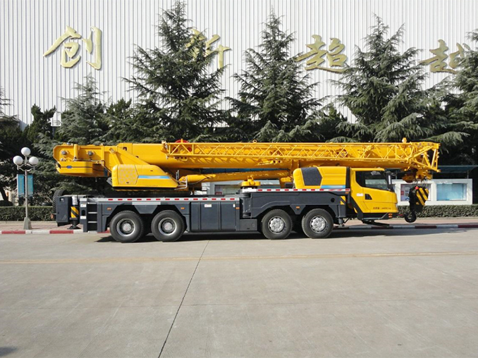 55tons All Terrain Crane QAY55 - High Efficiency Machinery