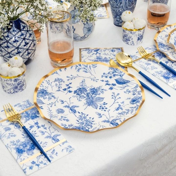 DAMAI Blue Floral Theme Party Tableware Set for Tea Party