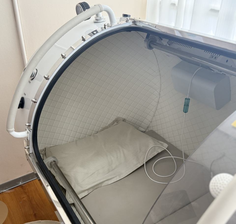 Osail Lying HBOT Premium Hyperbaric Oxygen Chamber for Pet Professional Medical Therapy and ...