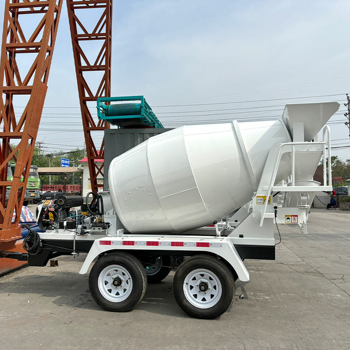 Self Loading Concrete Mixer Tank Mini Trailer - High Efficiency
