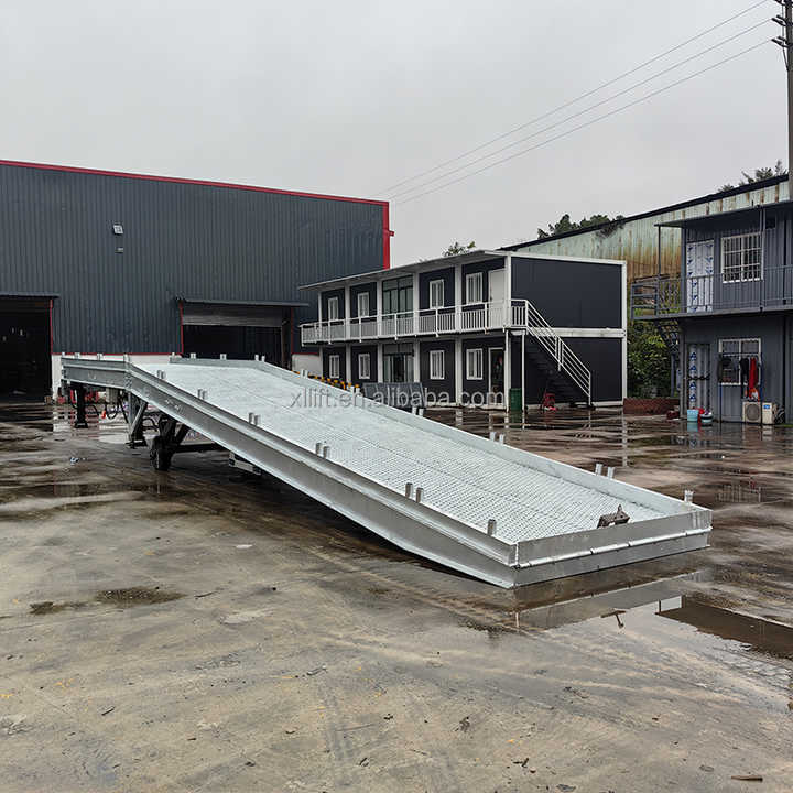 Hydraulic Container Loading Dock Yard Ramps Make of Steel Mobile Hydraulic Adjustable Loading ...