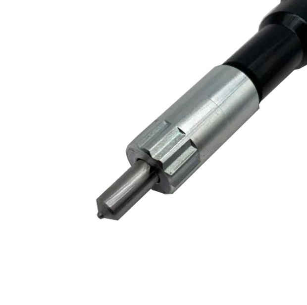 Common Rail Fuel Injector Diesel Fuel Injector 095000-0611 for Denso ...