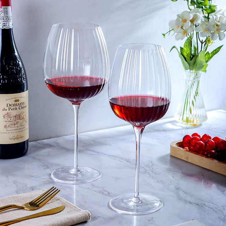 Elegant Shaped Crystal Super Thin Rim Ribbed Glass Goblets Vertical ...