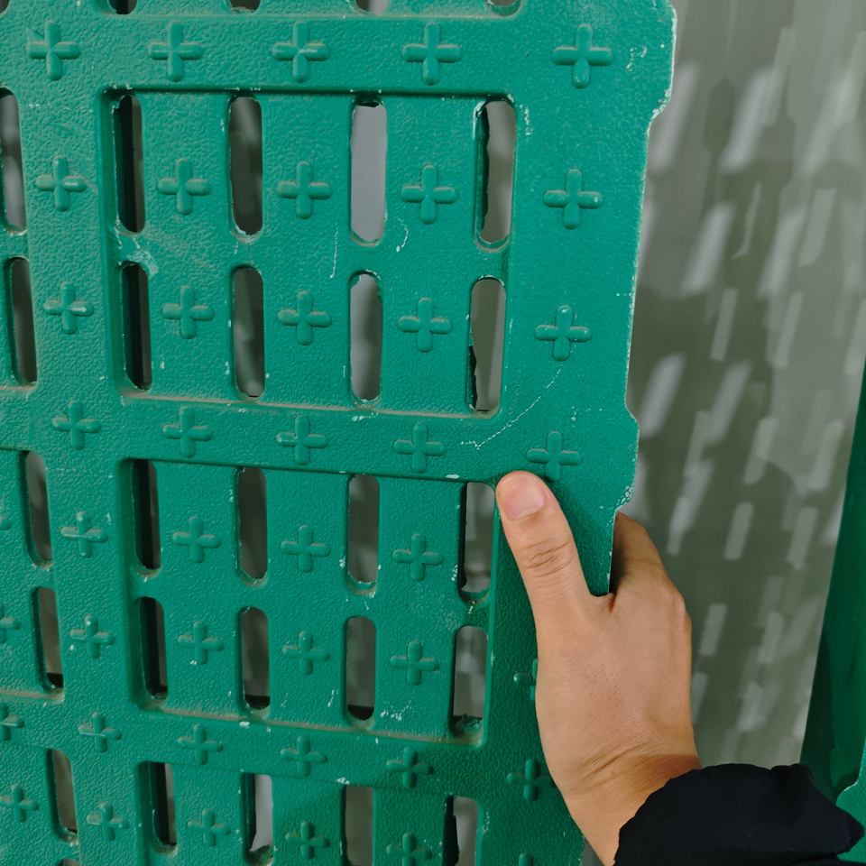 Reliable Optimized Performance Pig Manure Board for Farm Pig Farming ...