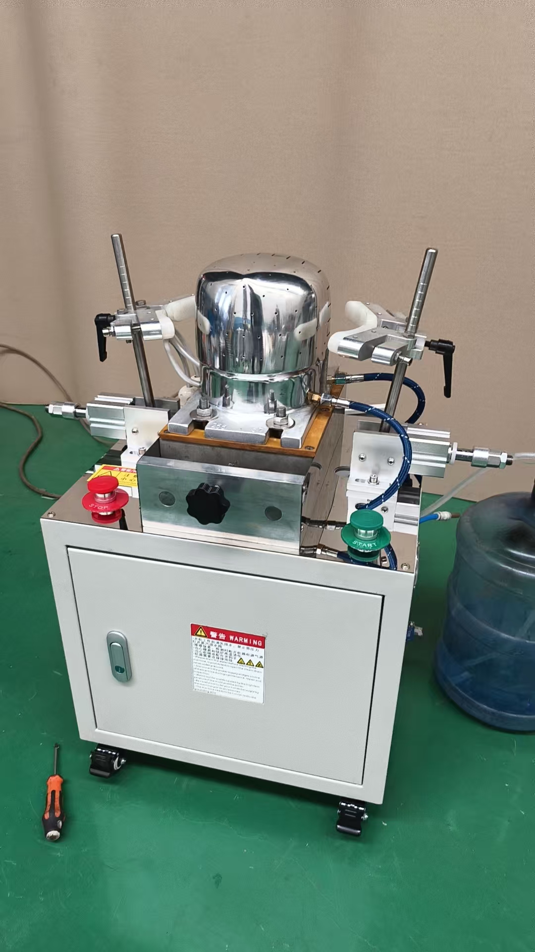 Cap Ironing Machines - Efficient Hat Steaming Solutions