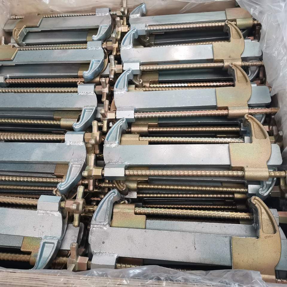 High-Quality Scaffolding Formwork Panel Clamp for Efficient ...