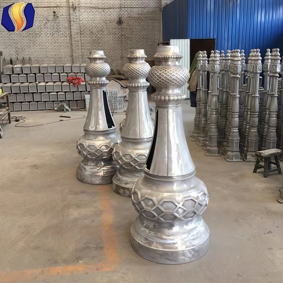 Durable Cast Aluminum Street Lighting Pole Base - 150lm/w