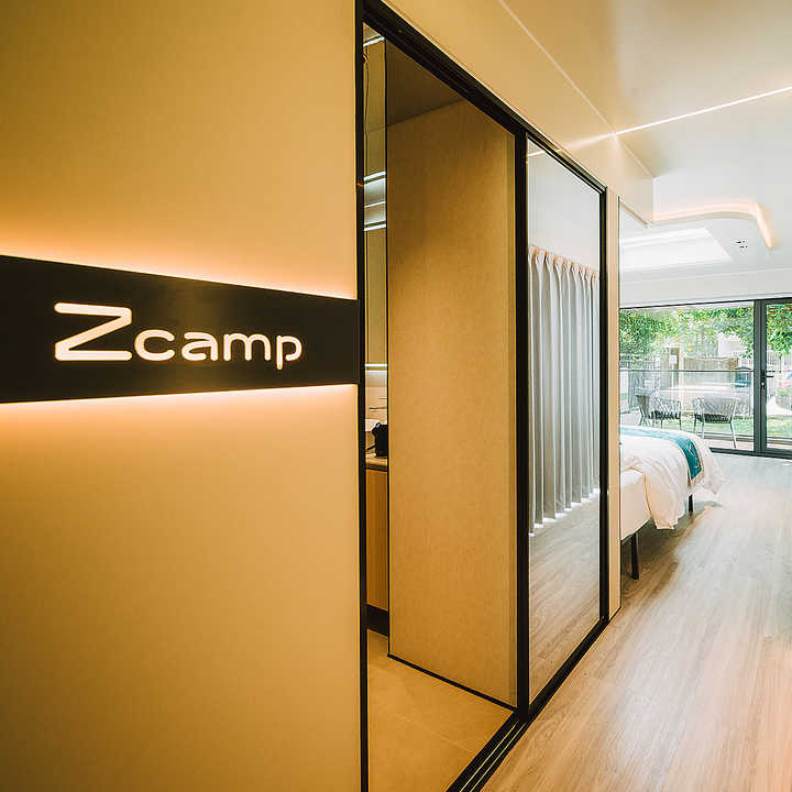 Zcamp P7 Capsule House - Modern Eco-Friendly Prefab Hotel