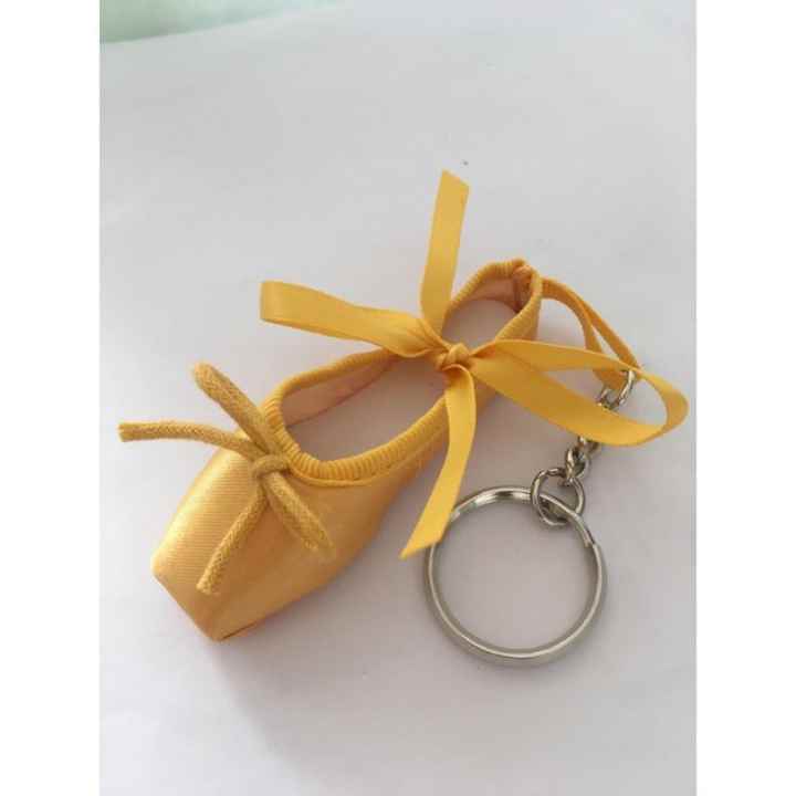 Mini Pointe Shoes Keychain - Perfect Ballet Party Gift