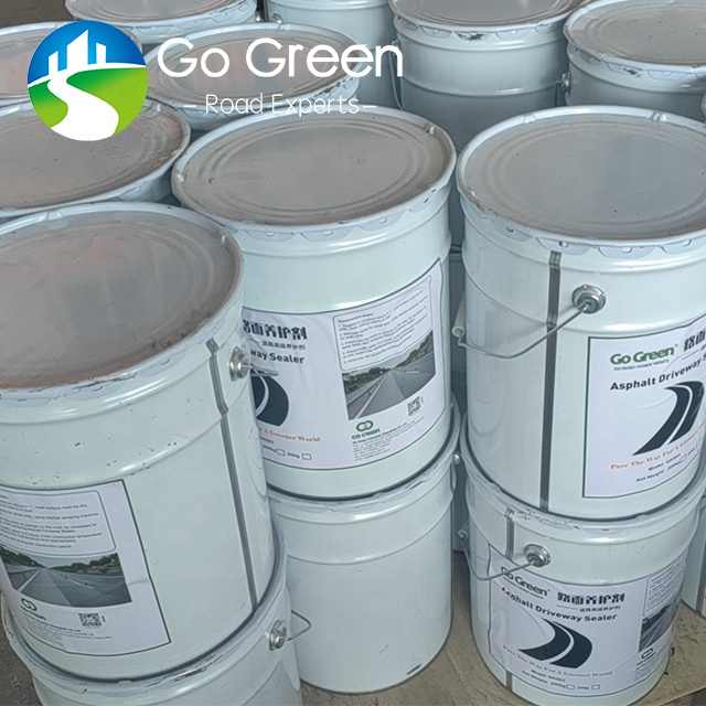 Emulsified Bitumen Slurry Mixture for Asphalt Road Sealing