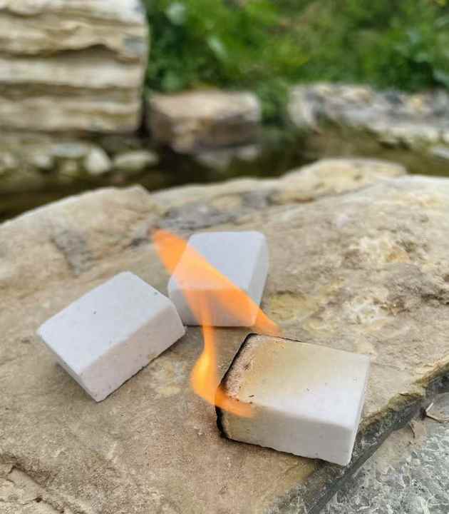 White Natural Square Firelighter Cubes Paraffin Wax Fireplace Charcoal ...