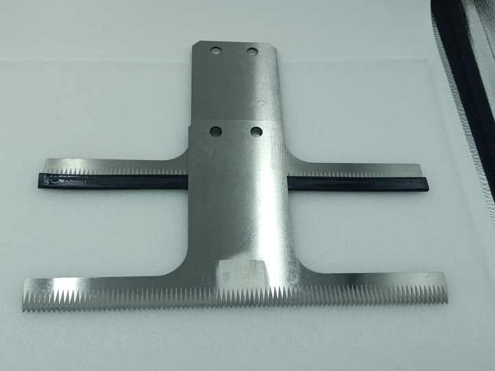 Zigzag Cutting Blade for Tissue Paper Packaging Serrated Blade Designed ...
