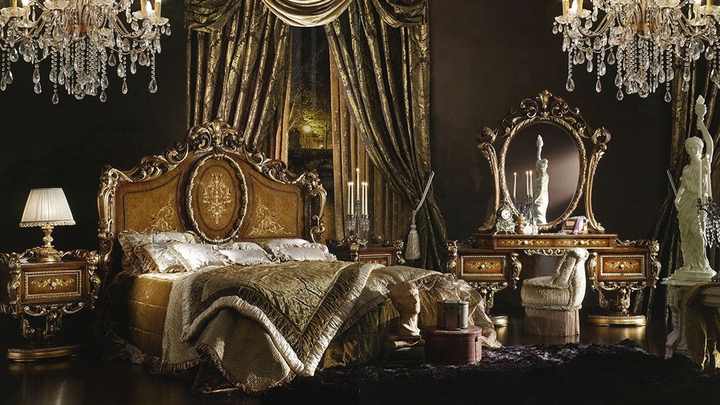 Palace Royal Baroque Classic Design Wooden King Size Bed