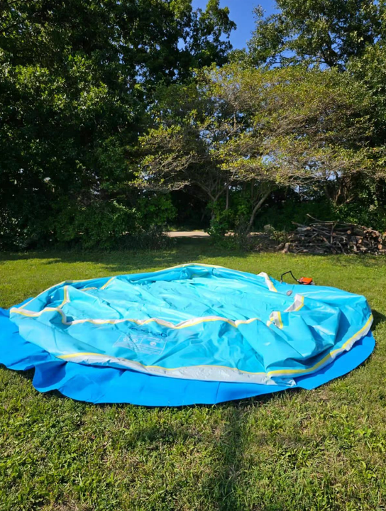 IPOOLGO Outdoor Portable Inflatable Swimming Pool - Durable & Fun