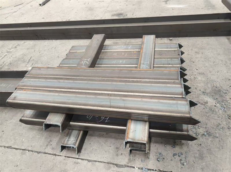 Heavy Steel Truss Roof Rectangular Hollow Structural Section Square ...