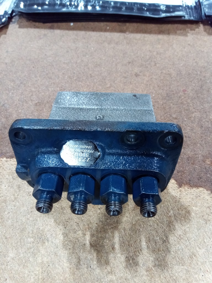 Excavator Parts Fuel Injection Pump 17371-51010 for Kubota V1902DI ...