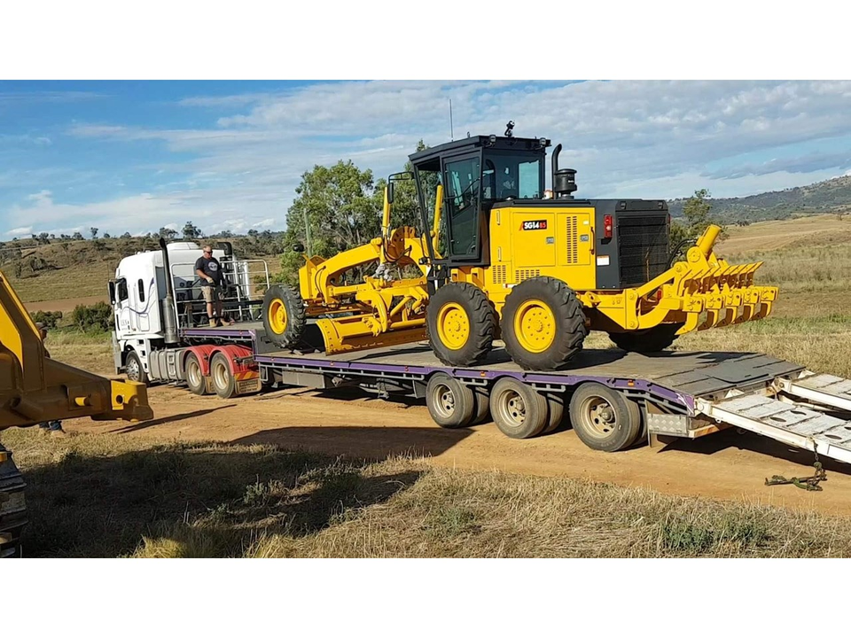 140HP Motor Grader SG14-B5 with Rear Grapper in Stock| Alibaba.com