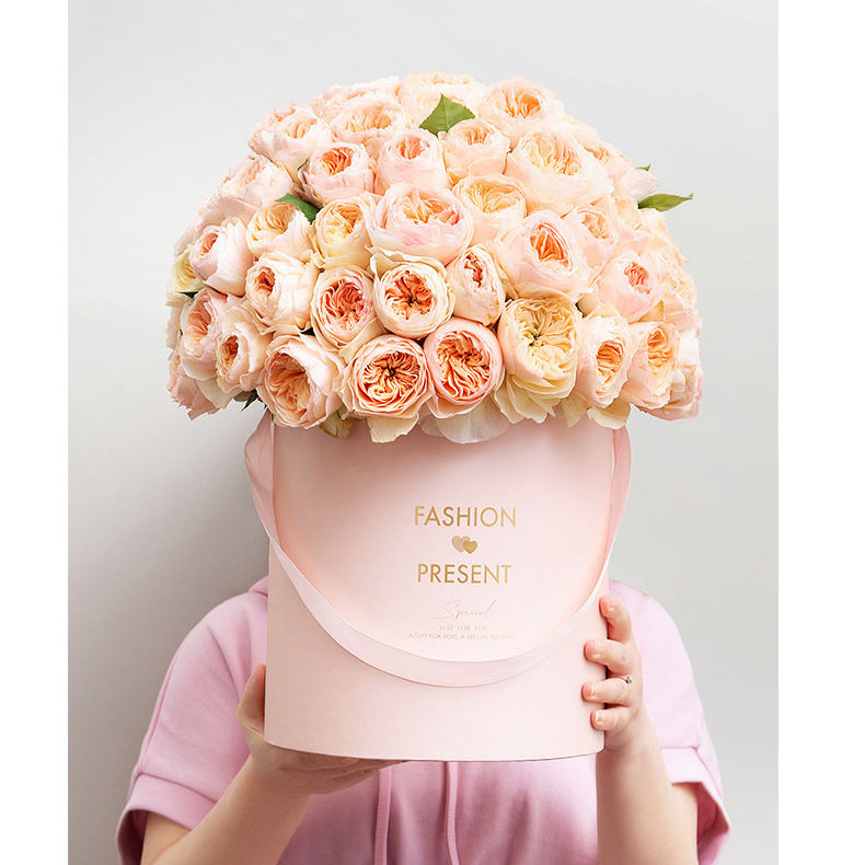 How to Choose the Best Logo Flower Box for Your Needs