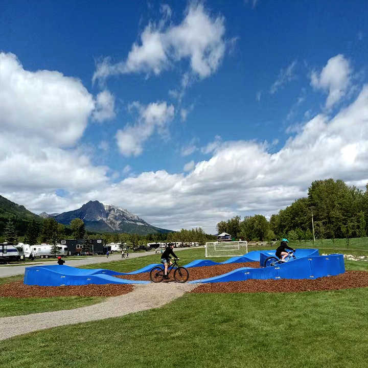 Plastic Modular Pump Track Velocity Loop 2 Is a Sequence of Roll Overs ...