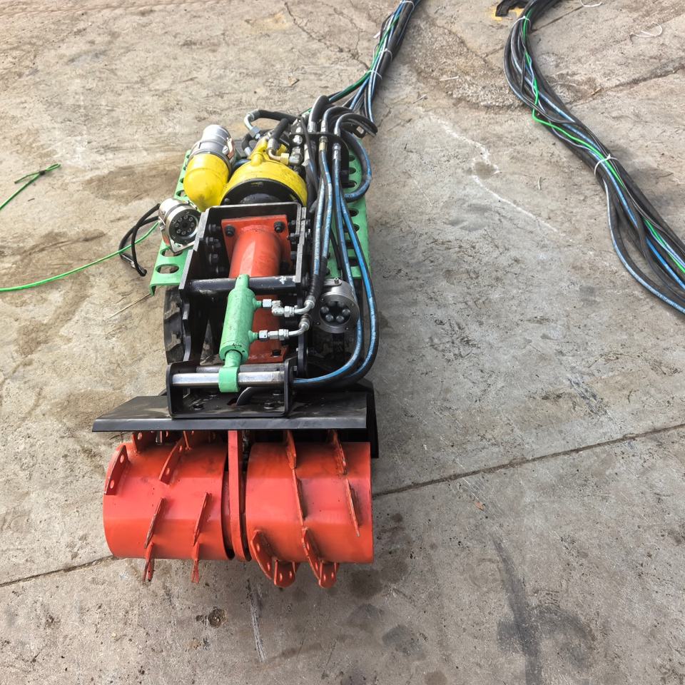 Emergency Dredging Robot for Urban Flood Control and Urgent Pipe ...