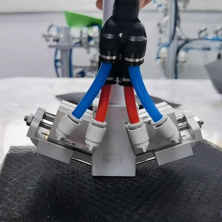 Pneumatic Needle Gripper CRG Eoat Customizable Needle Gripper Robot ...