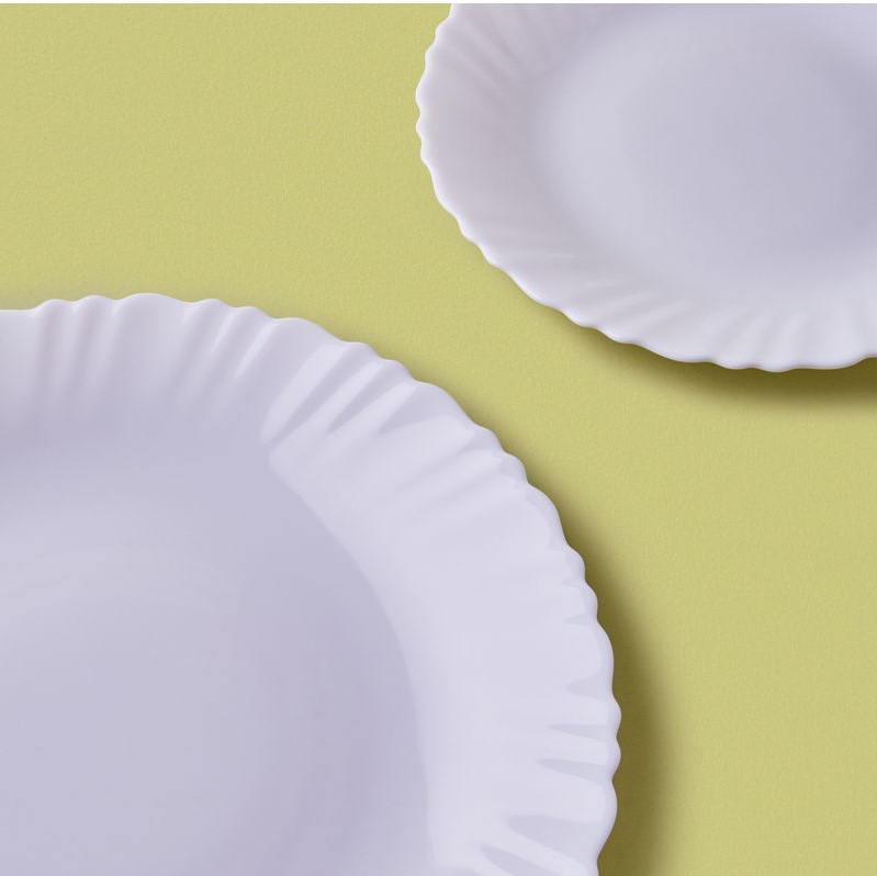 Elegant Dining Experience with Quality curved plates set for Business ...