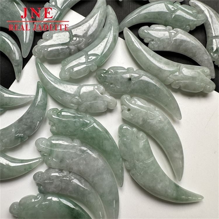 Natural a Cargo Burma Jadeite Zodiac Dragon Bean Cyan Dragon Tooth Jade ...