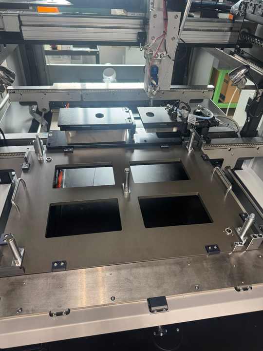 PROEX5 PCB Gluing Machine Inline and Offline SMT Conveyor - Compact PCB ...