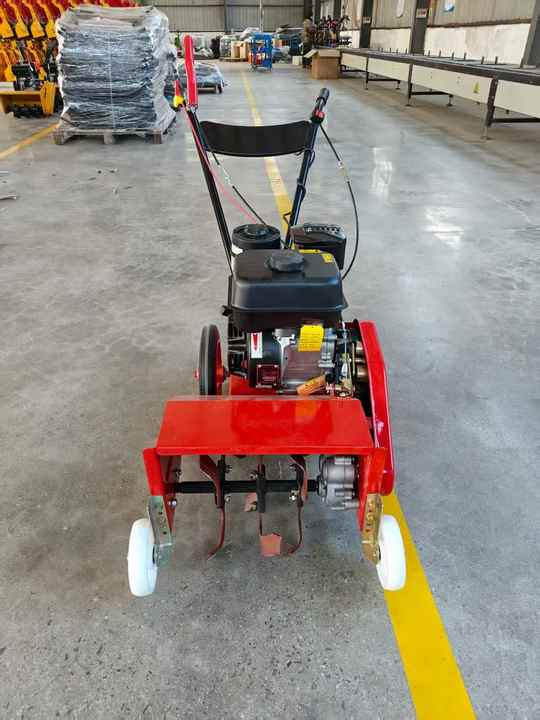 New Model Self Propelled Four Wheel Drive Weeding and Tilling Machine ...