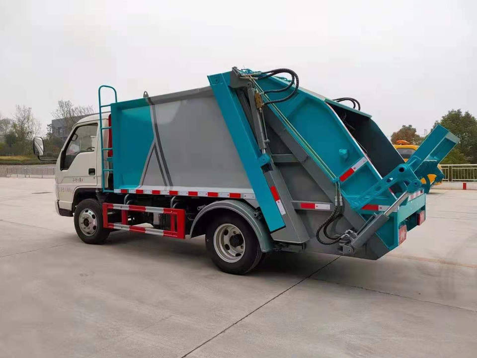 Mini Diesel Hydraulic Compactor Garbage Truck 3T 5m3 4x2 Manual ...
