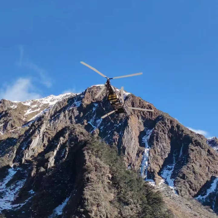 500kg Payload Unmanned Helicopter with Anti-Wind Flight Control for ...