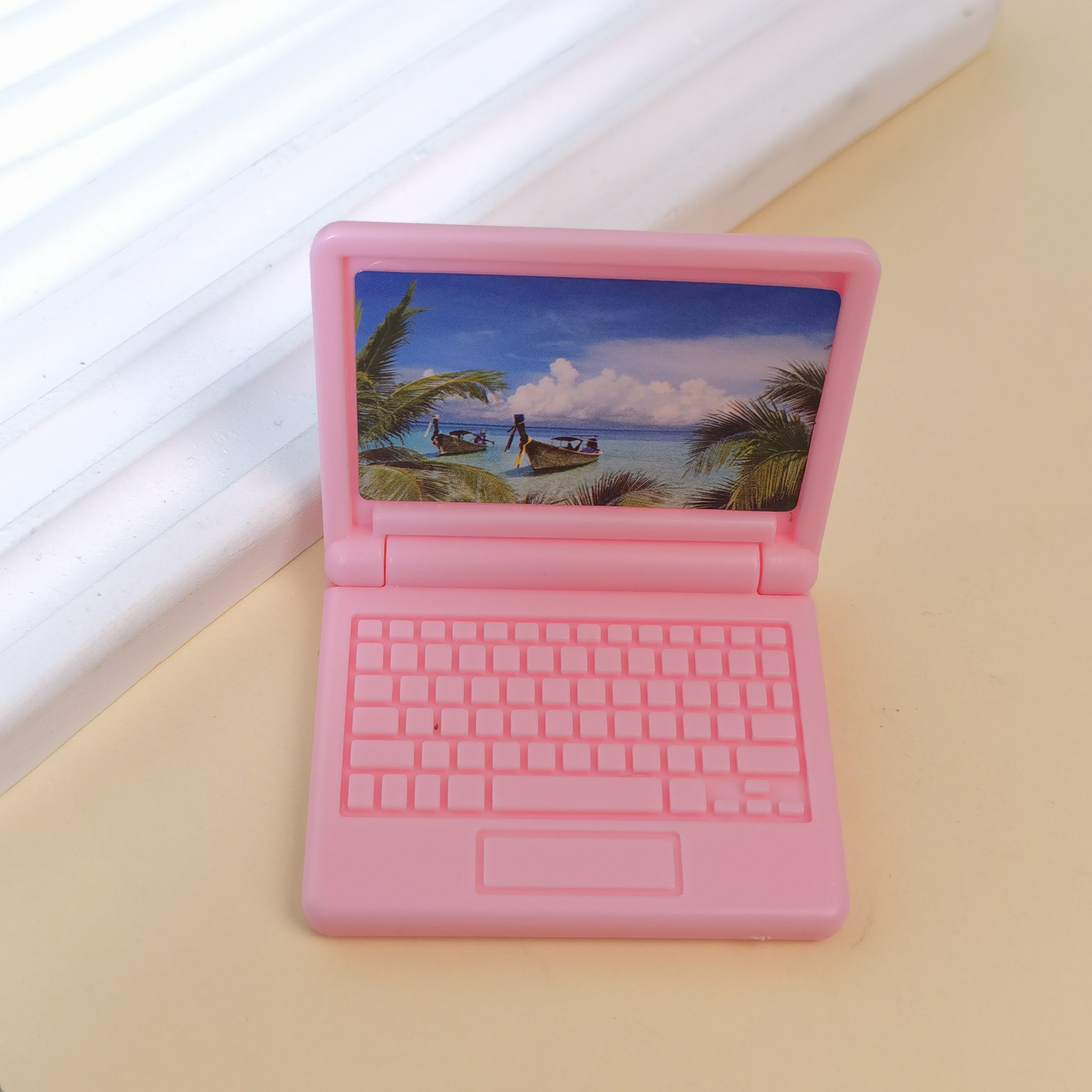 How to Choose the Best Toy Laptop Computer for Kids: Buying Guide