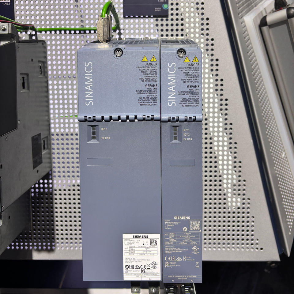 Siemens SINAMICS S200 Basic Compact 600V Monofásico IP20 Servo Drive ...