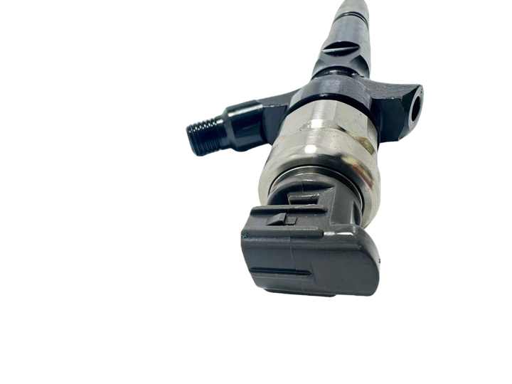 Diesel Common Rail Fuel Injector 23670-30190 for TOYOTA LAND CRUISER ...