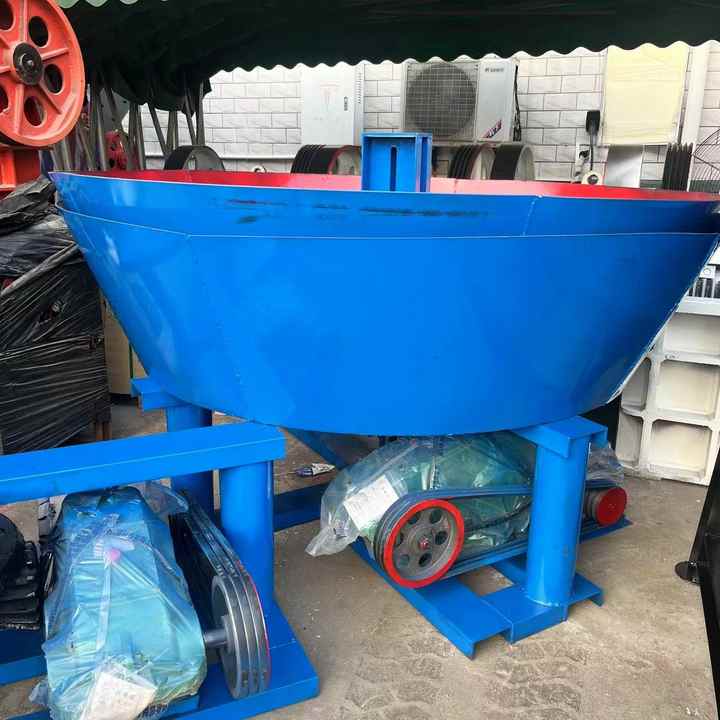 Africa Market Stone Gold Ore Two Rollers Grinding Wet Pan Mill Machine ...