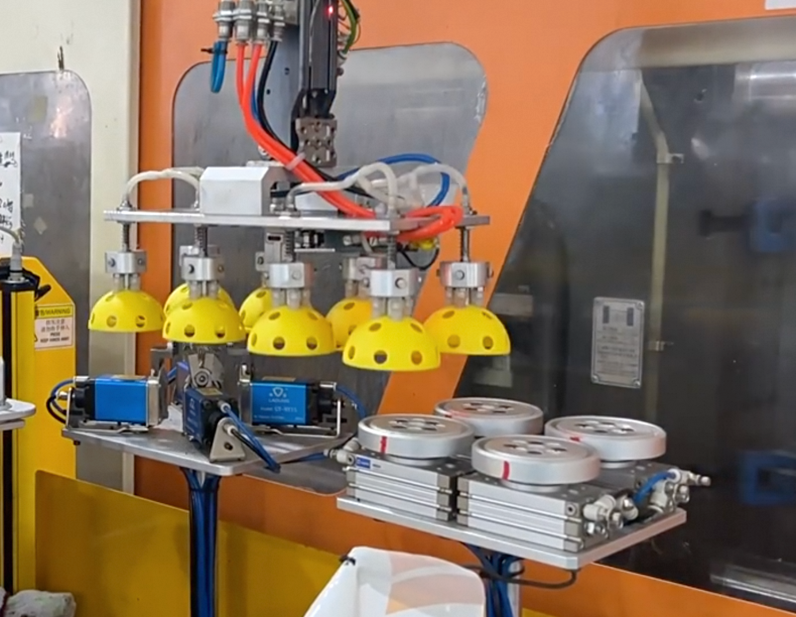 How to Choose the Best Pickleball Balls with 26 Holes: A Complete ...