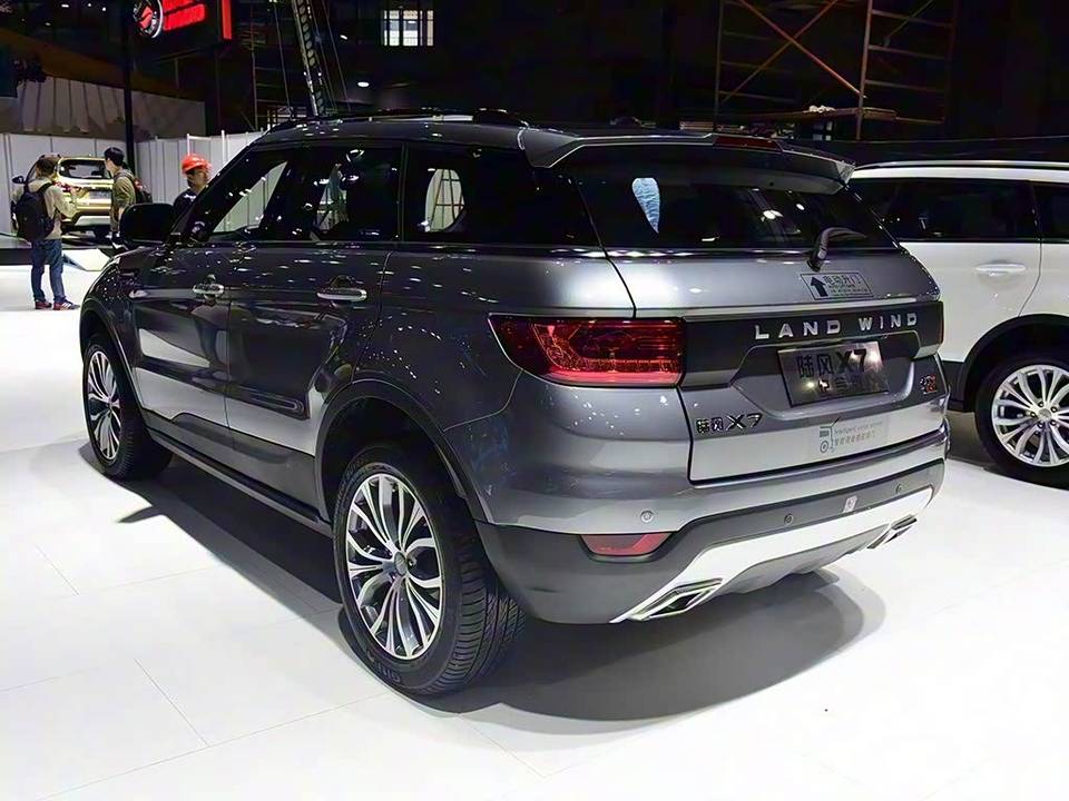 Shop High-Quality Used Cars from China - Landwind X7 2.0T