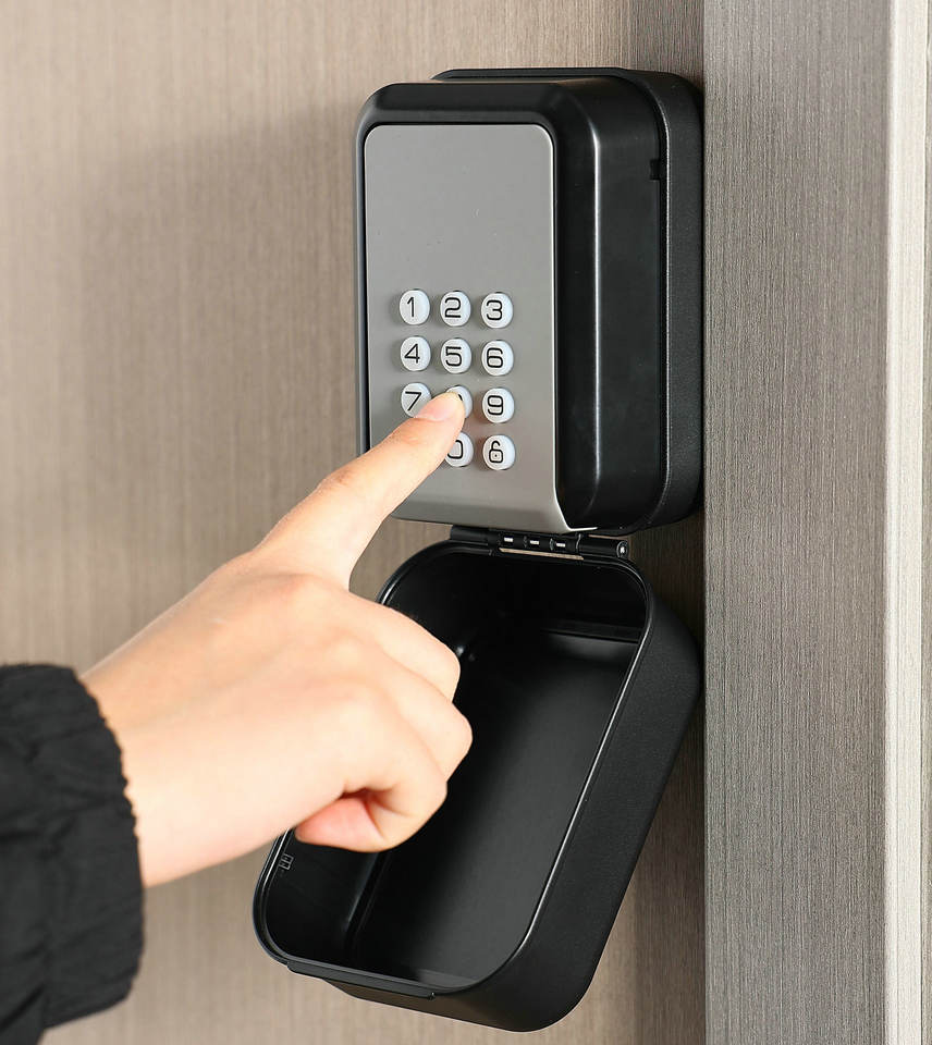 Wall Mounted Key Storage Lock Box LockBox Waterproof Keypad Digital BLE ...