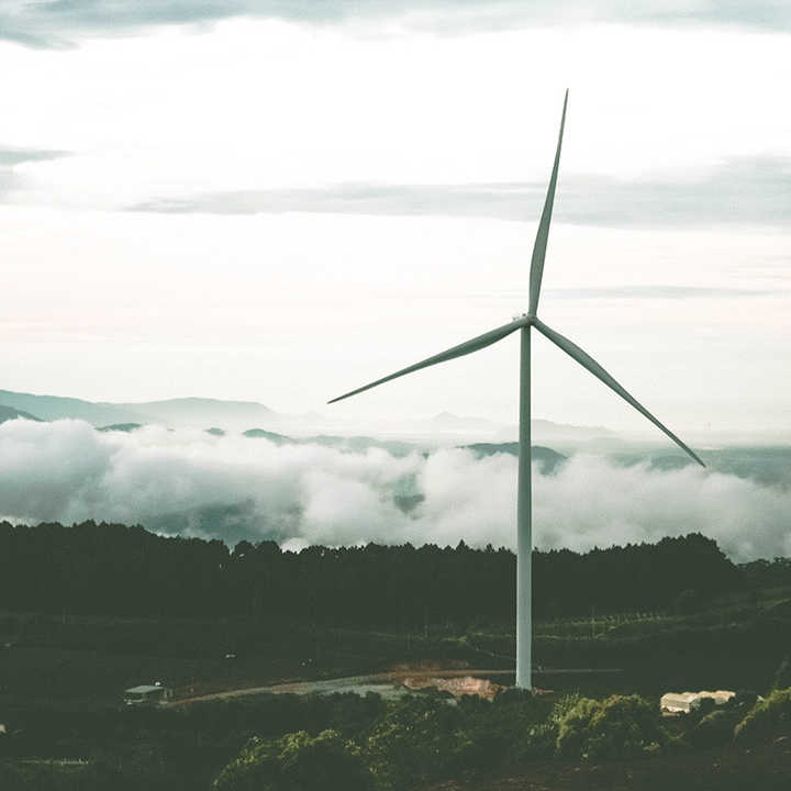 2.5MW Wind Turbine - Efficient, Quiet Power Generation