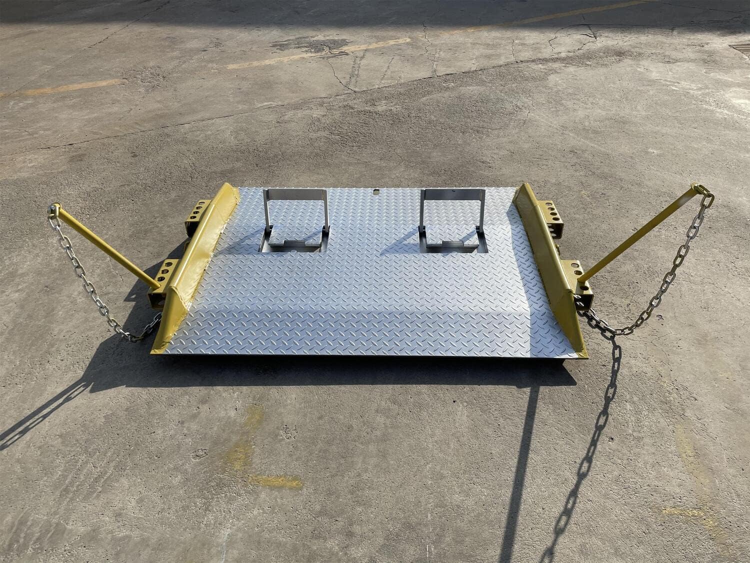 Effortless Handling Solutions with Durable manual loading dock ramps ...