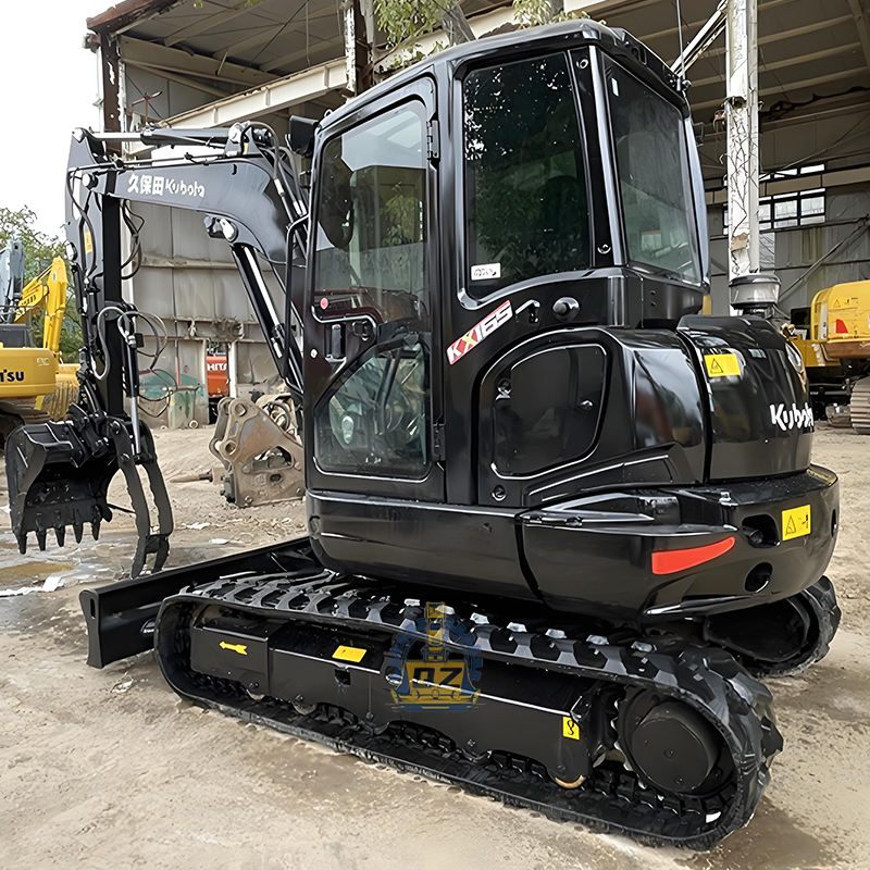 2022 Made in Japan Kubota KX 163 Mini Excavator - 5.5 Tons