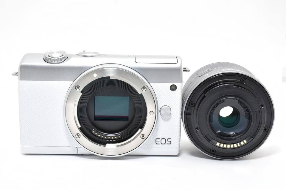 HFT Professional EOS M200 Mirrorless Digital White + 15-45mm Lens Japan ...