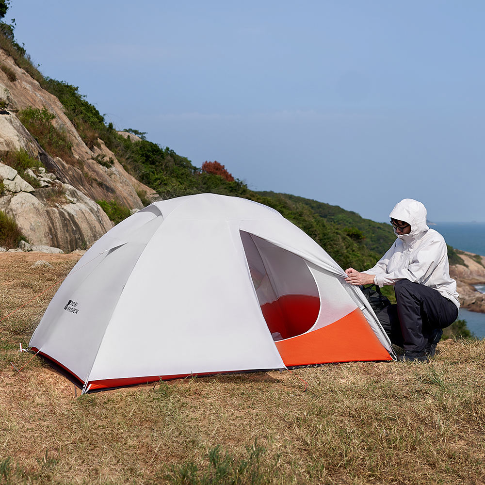 How to Choose the Best Tent for One Person: A Complete Buying Guide